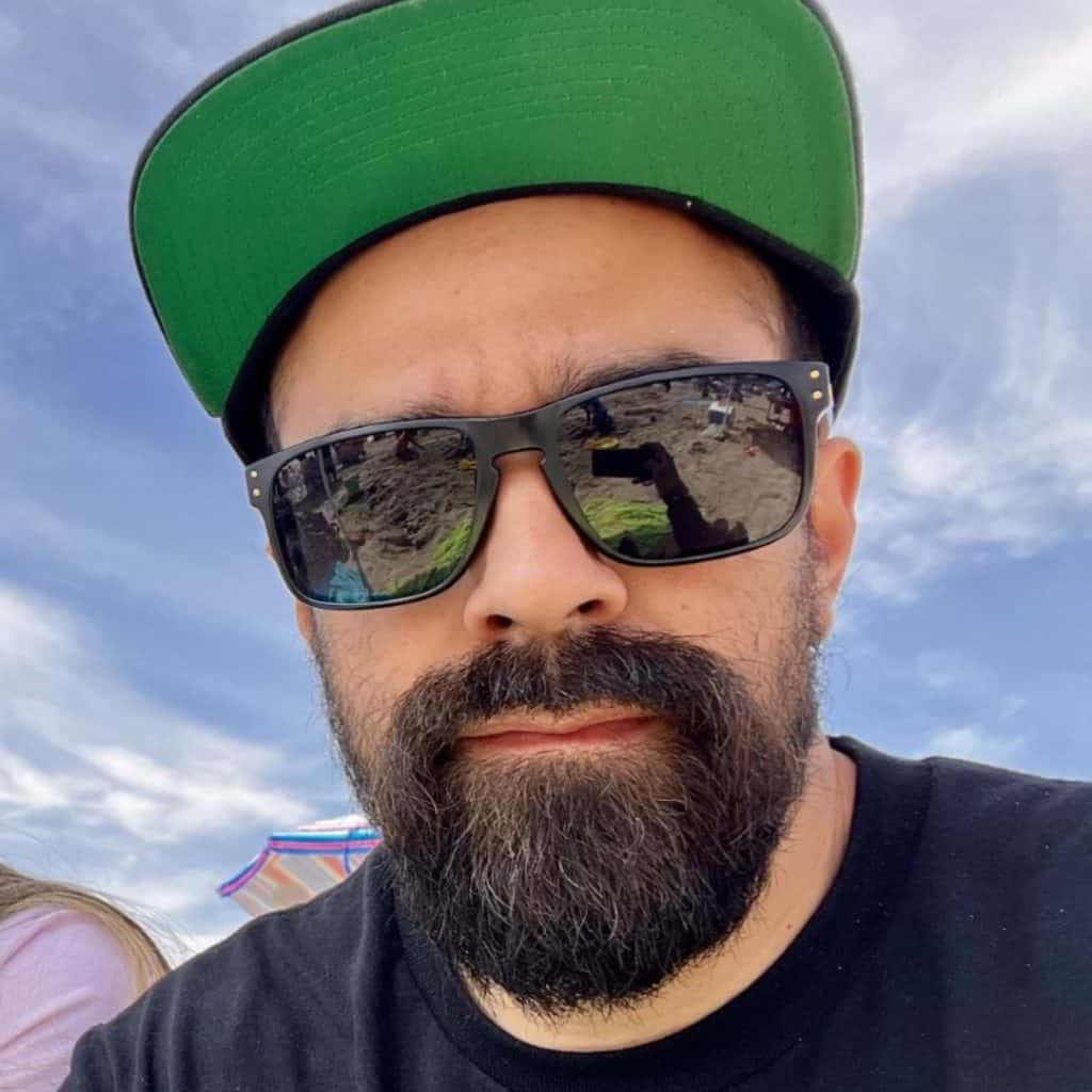 About Us - Telescopic Camera Cranes Inc.